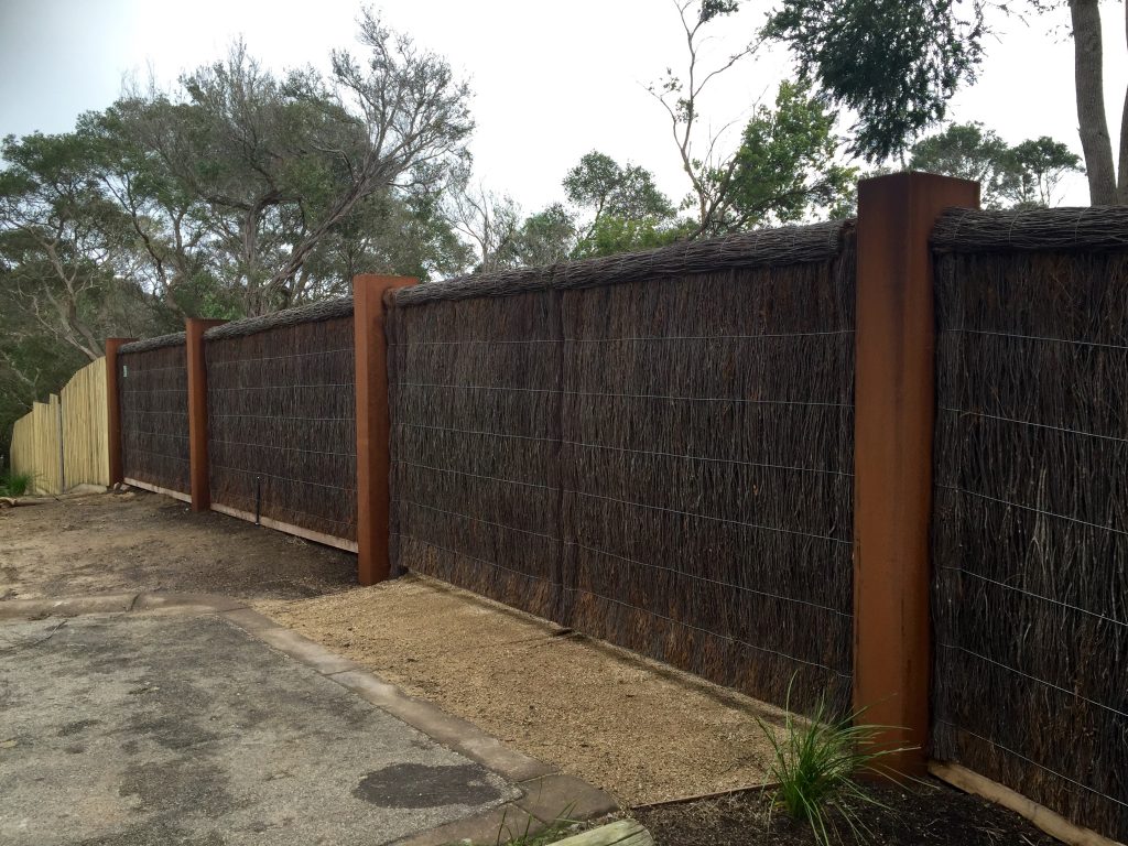 Thatched double gate - Wilkins Brush Fencing